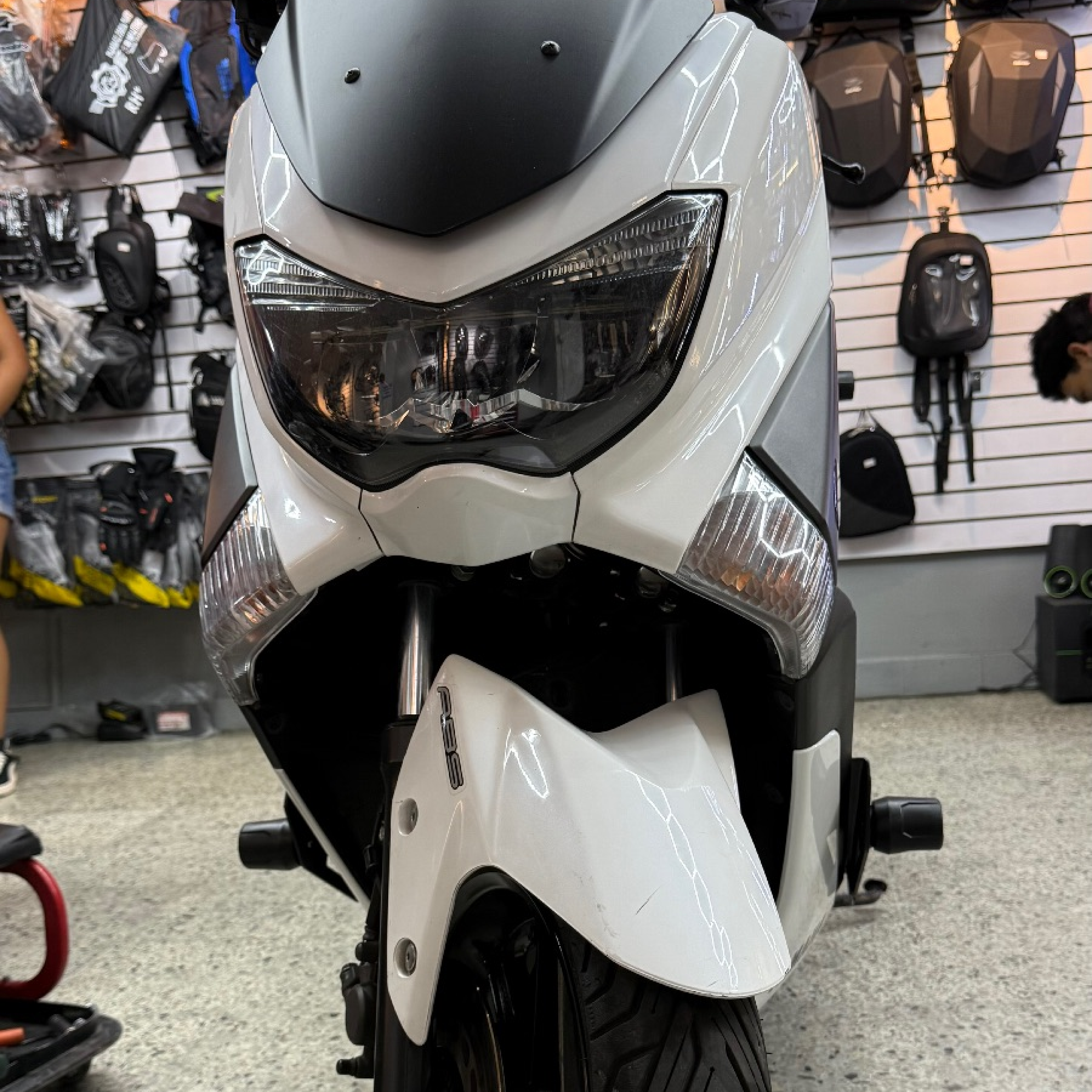 DEFENSAS CON SLIDERS FP VARIANT DELANTERO YAMAHA NMAX V1 – Welc Power